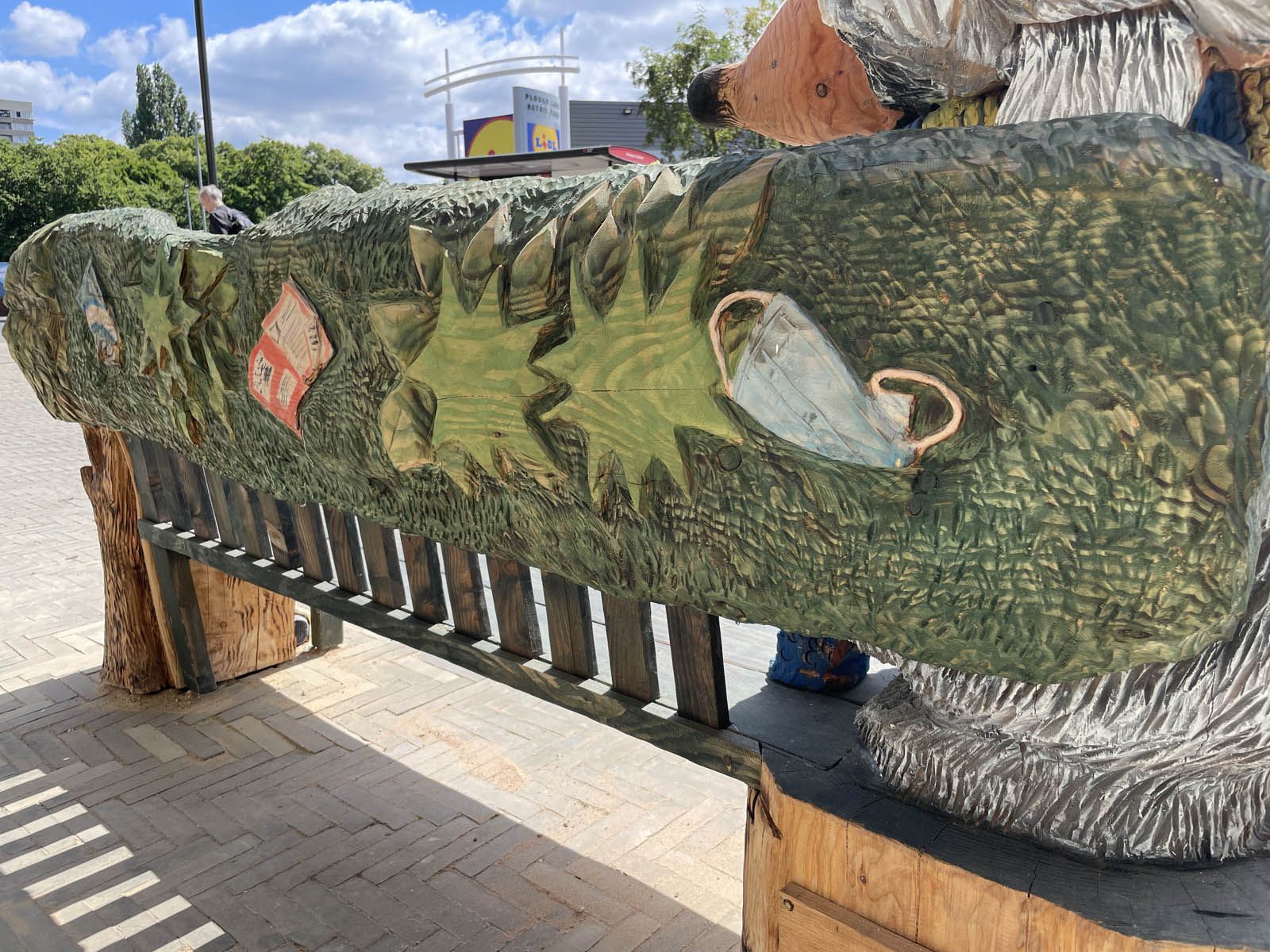 Orinoco Womble bench unveiled at AFC Wimbledon stadium – Tidy Bag